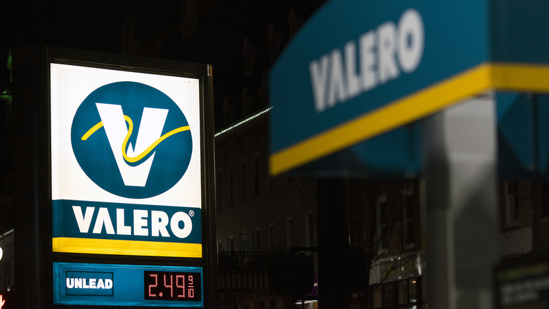 Valero fuels up pension fund with $85 million contribution